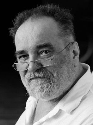 Can Togay: a Cipők a Duna-parton emlékmű Budapest becsületét hirdeti ...